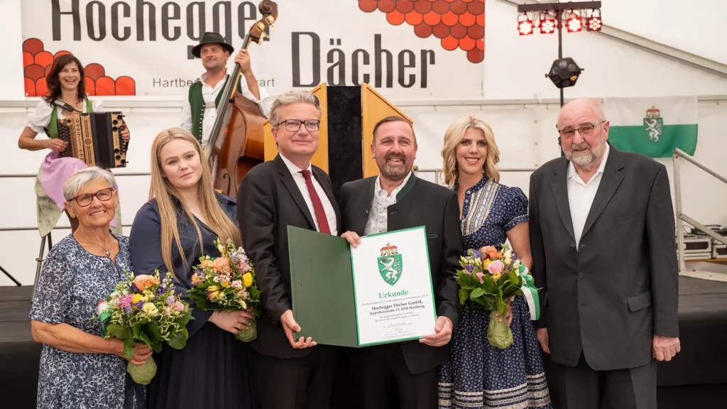 Unternehmen - Hochegger Dächer